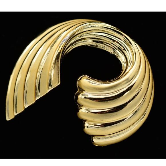 Unbranded | Jewelry | Vintage Wave Pin Brooch Brushed Gold Metallic ...